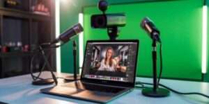 Best laptop for live streaming – Headphone Experts